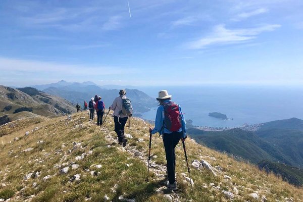 Trekking Poles, Boots & Hiking Techniques - Ryder Walker