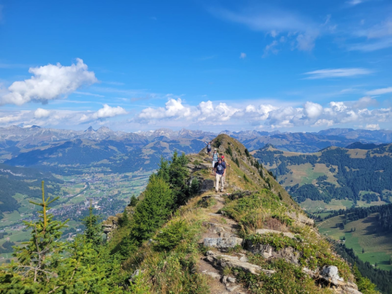 Self-Guided Hiking and Walking Tours | Ryder-Walker